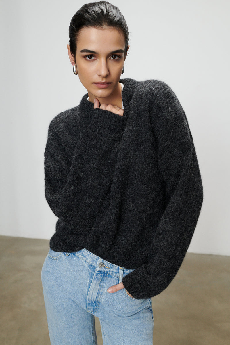 Sweter Moon – 303 AVENUE